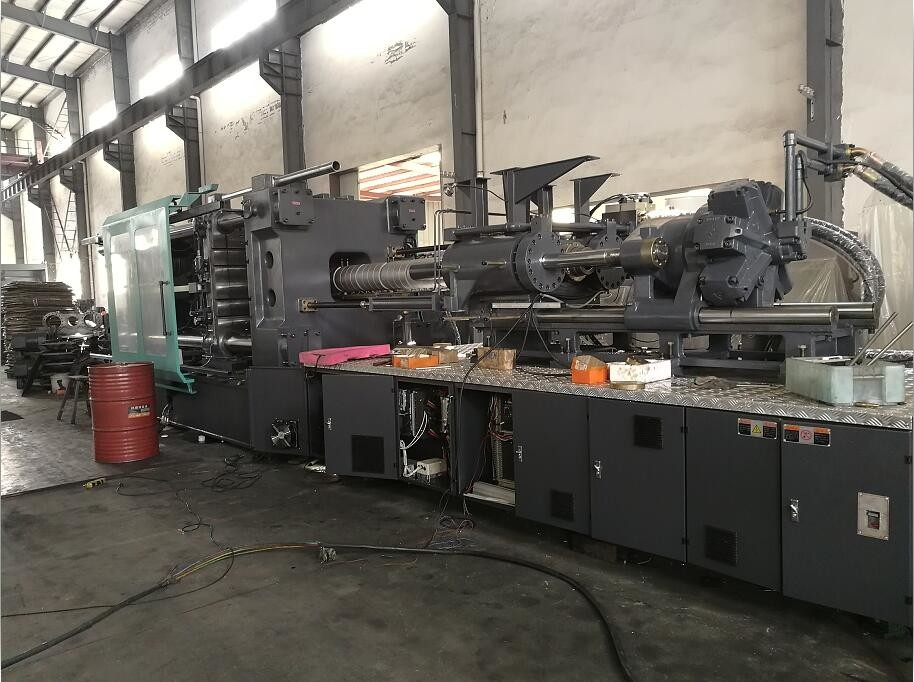 1660ton 2000ton 3000ton energy saving injection molding machine