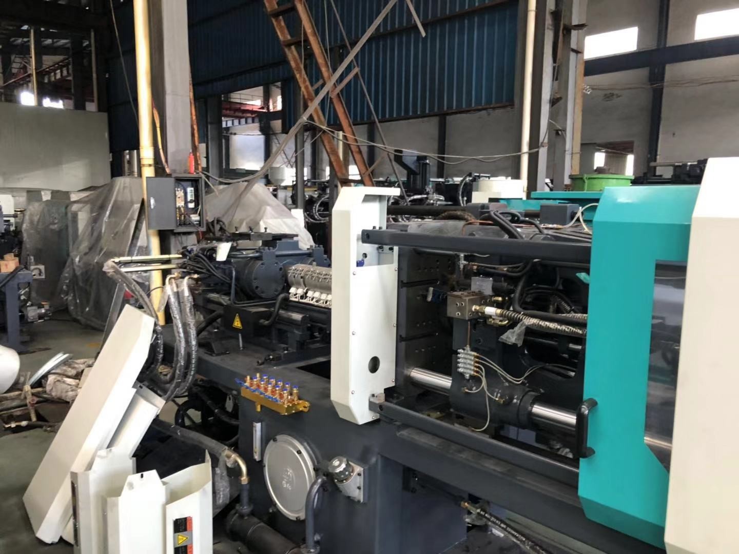Single color Plastic Making Machine 780 Ton For plastic