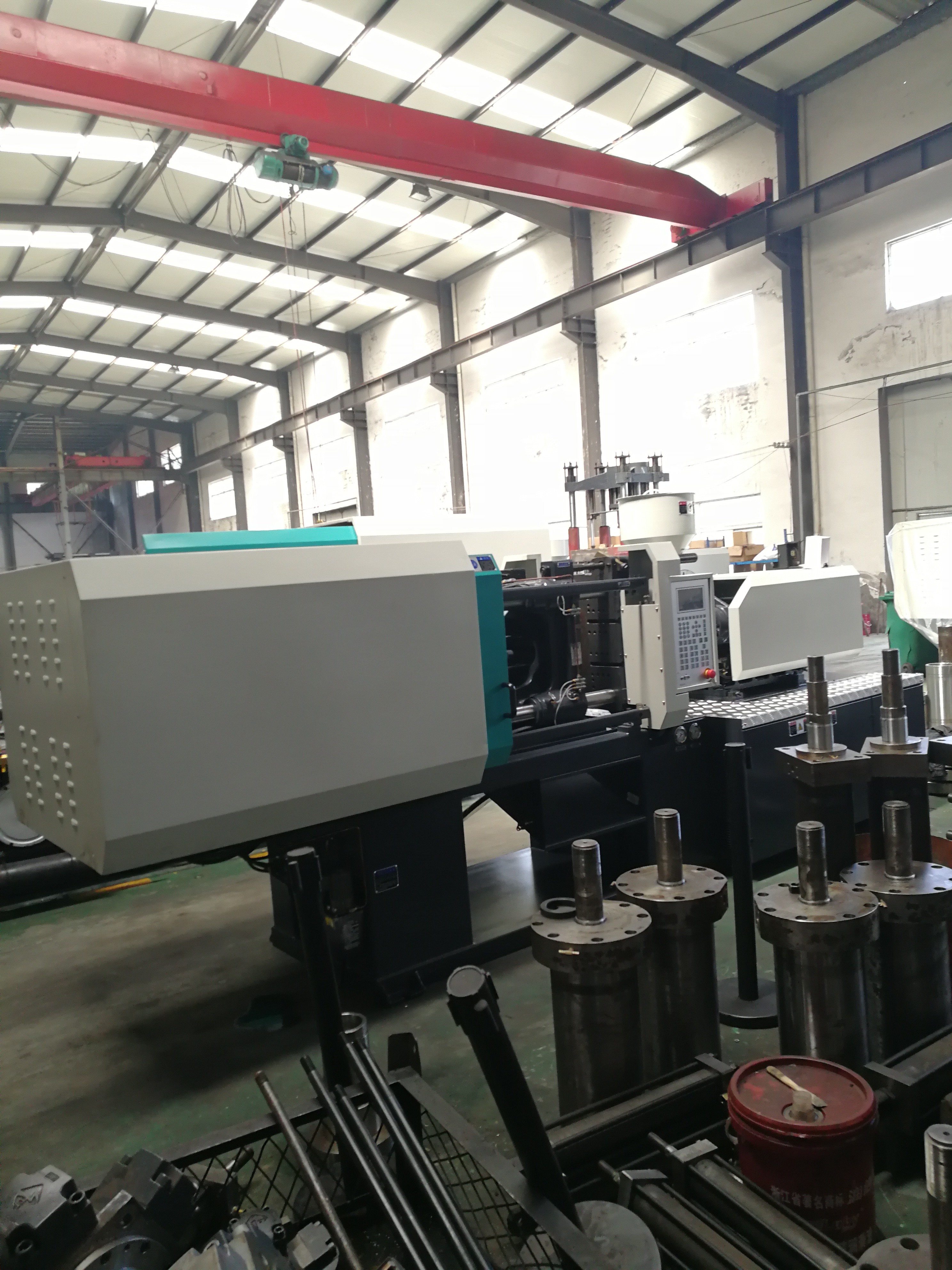 780T Plastic Injection Molding Machine Save Power And Water Protect ...